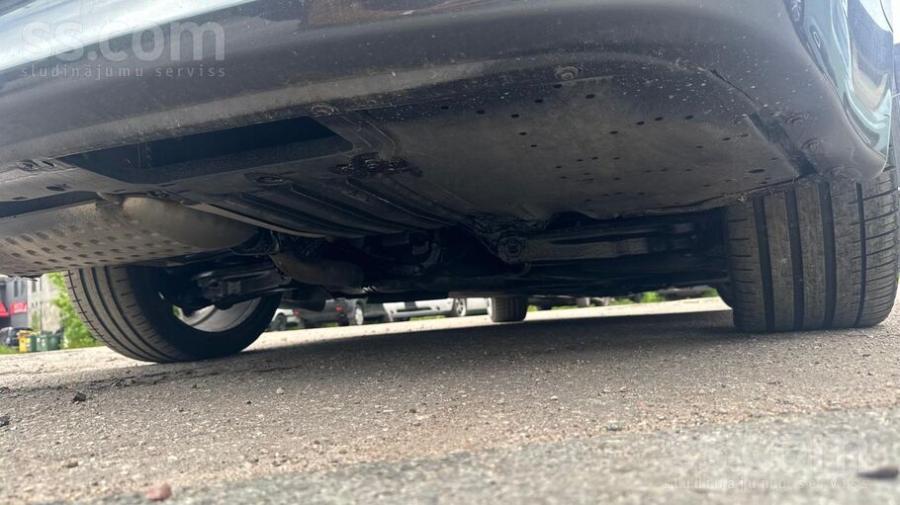 Pelēks BMW 320 2006 Rīga, ar dzinēja tilpumu 2.00 L un nobraukumu 136 tūkst. km par 3170 €, foto 12 vietnē AUTOMOTO.COM.LV