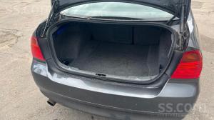 Pelēks BMW 320 2006 Rīga, ar dzinēja tilpumu 2.00 L un nobraukumu 136 tūkst. km par 3170 €, foto 16 vietnē AUTOMOTO.COM.LV