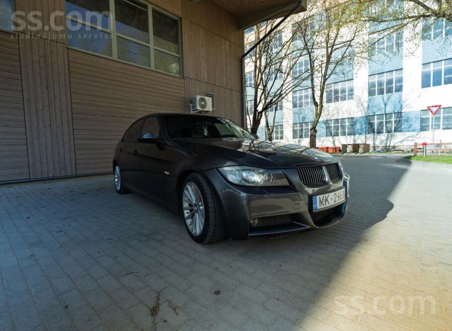 Grey BMW 320 2006 in Jelgava, with an engine capacity of 2.00 L and mileage of 350 thousand km for 4950 €, photo 3 on AUTOMOTO.COM.LV