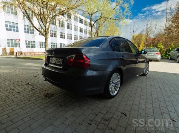 Pelēks BMW 320 2006 Jelgava, ar dzinēja tilpumu 2.00 L un nobraukumu 350 tūkst. km par 4950 €, foto 5 vietnē AUTOMOTO.COM.LV