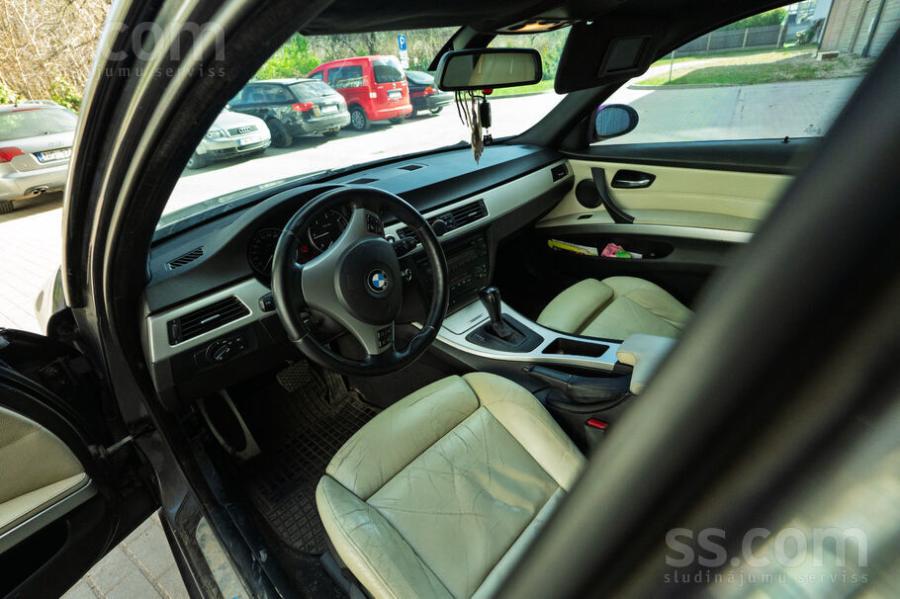 Grey BMW 320 2006 in Jelgava, with an engine capacity of 2.00 L and mileage of 350 thousand km for 4950 €, photo 7 on AUTOMOTO.COM.LV
