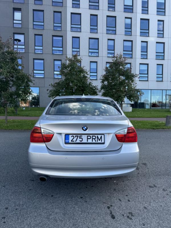 Grey BMW 320 2006 in Tallinn, with an engine capacity of 2.00 L and mileage of 285 thousand km for 4600 €, photo 3 on AUTOMOTO.COM.LV