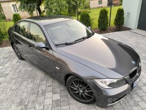 Grey BMW 320 2006 in Ludza, with an engine capacity of 2.00 L and mileage of 290 thousand km for 3950 €, photo 4 on AUTOMOTO.COM.LV