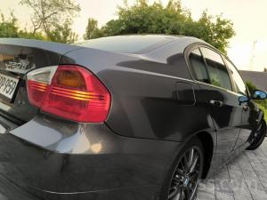 Grey BMW 320 2006 in Ludza, with an engine capacity of 2.00 L and mileage of 290 thousand km for 3950 €, photo 12 on AUTOMOTO.COM.LV