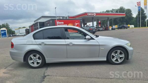 Pelēks BMW 320 2006 Jelgava, ar dzinēja tilpumu 2.00 L un nobraukumu 382 tūkst. km par 3950 €, foto 3 vietnē AUTOMOTO.COM.LV