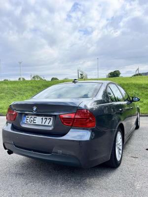 Grey BMW 320 2006 in Vilnius, with an engine capacity of 2.00 L and mileage of 390 thousand km for 3350 €, photo 5 on AUTOMOTO.COM.LV