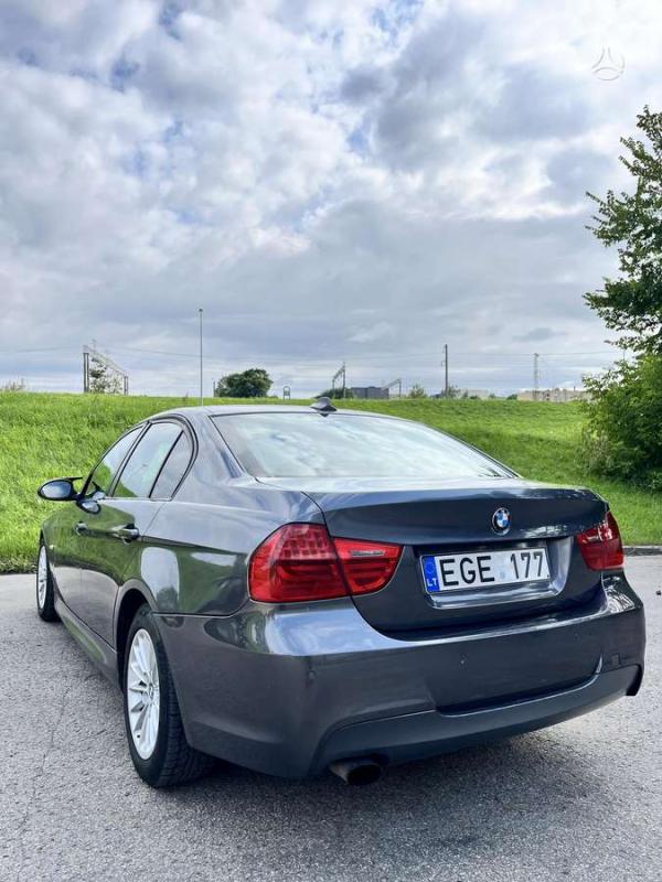 Pelēks BMW 320 2006 Viļņa, ar dzinēja tilpumu 2.00 L un nobraukumu 390 tūkst. km par 3350 €, foto 5 vietnē AUTOMOTO.COM.LV