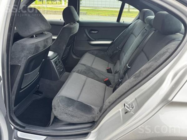 Grey BMW 320 2006 in Riga, with an engine capacity of 2.00 L and mileage of 372 thousand km for 5900 €, photo 10 on AUTOMOTO.COM.LV