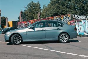 Grey BMW 320 2006 in Klaipeda, with an engine capacity of 2.00 L and mileage of 275 thousand km for 3050 €, photo 6 on AUTOMOTO.COM.LV