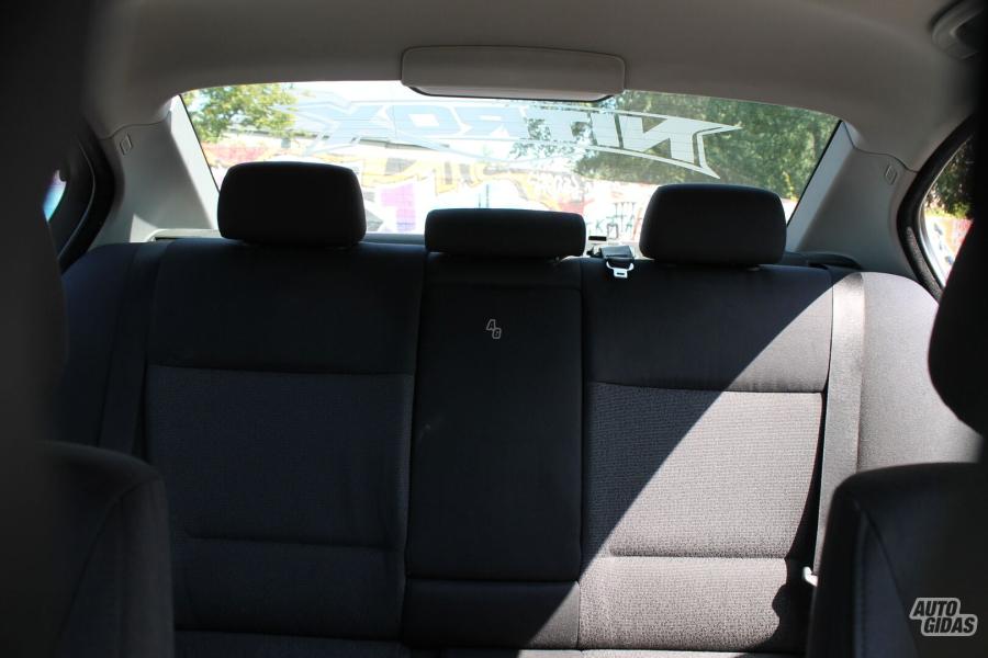 Grey BMW 320 2006 in Klaipeda, with an engine capacity of 2.00 L and mileage of 275 thousand km for 3050 €, photo 13 on AUTOMOTO.COM.LV