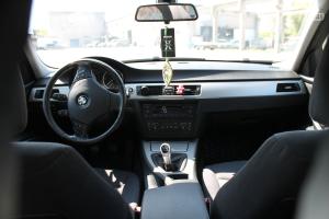 Grey BMW 320 2006 in Klaipeda, with an engine capacity of 2.00 L and mileage of 275 thousand km for 3050 €, photo 14 on AUTOMOTO.COM.LV