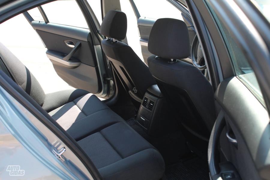 Grey BMW 320 2006 in Klaipeda, with an engine capacity of 2.00 L and mileage of 275 thousand km for 3050 €, photo 15 on AUTOMOTO.COM.LV