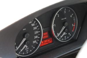 Grey BMW 320 2006 in Klaipeda, with an engine capacity of 2.00 L and mileage of 275 thousand km for 3050 €, photo 16 on AUTOMOTO.COM.LV