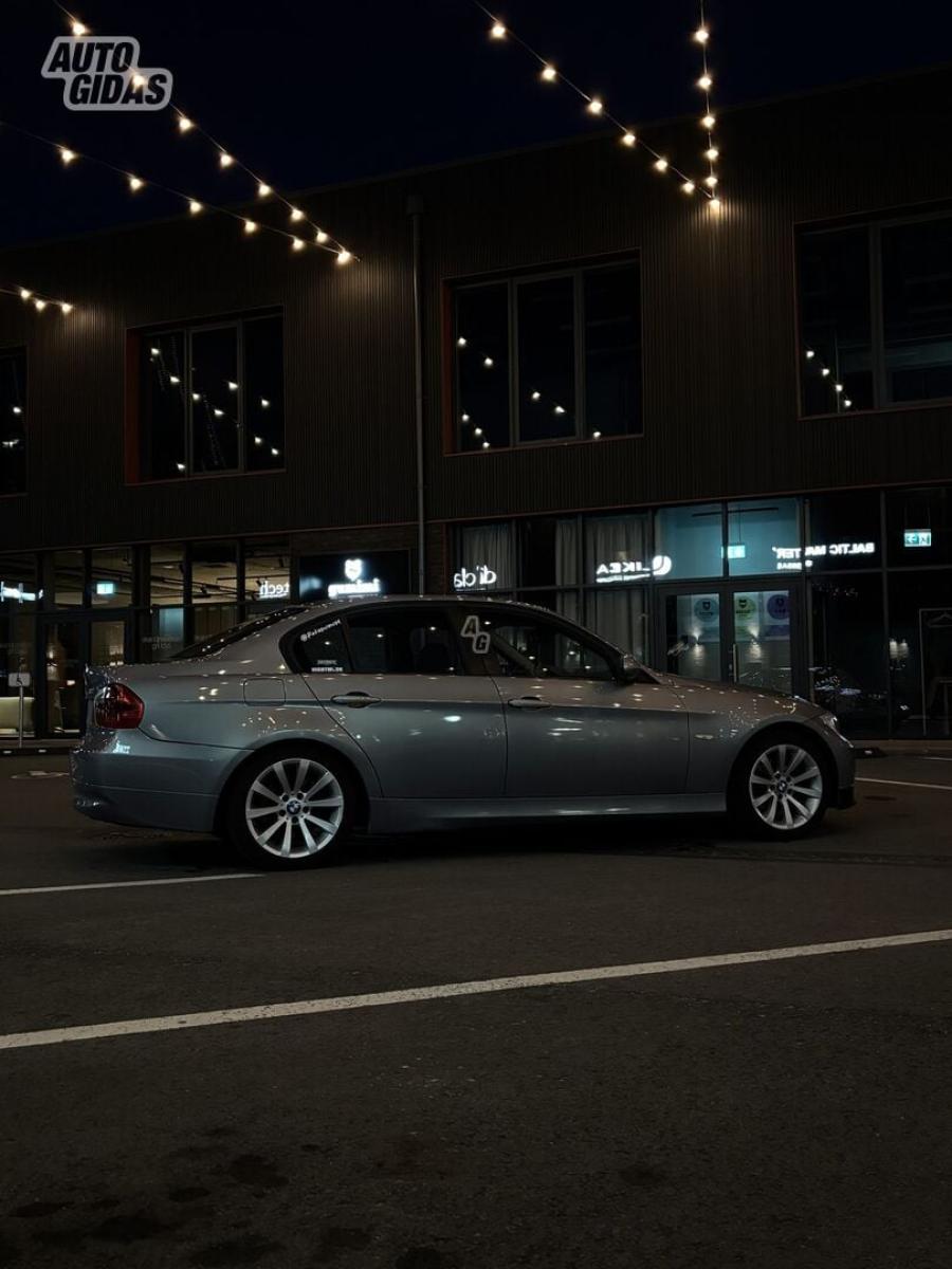 Grey BMW 320 2006 in Klaipeda, with an engine capacity of 2.00 L and mileage of 275 thousand km for 3050 €, photo 21 on AUTOMOTO.COM.LV