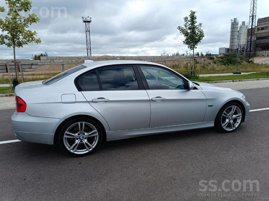 Grey BMW 320 2006 in Liepaja, with an engine capacity of 2.00 L and mileage of 333 thousand km for 3500 €, photo 4 on AUTOMOTO.COM.LV