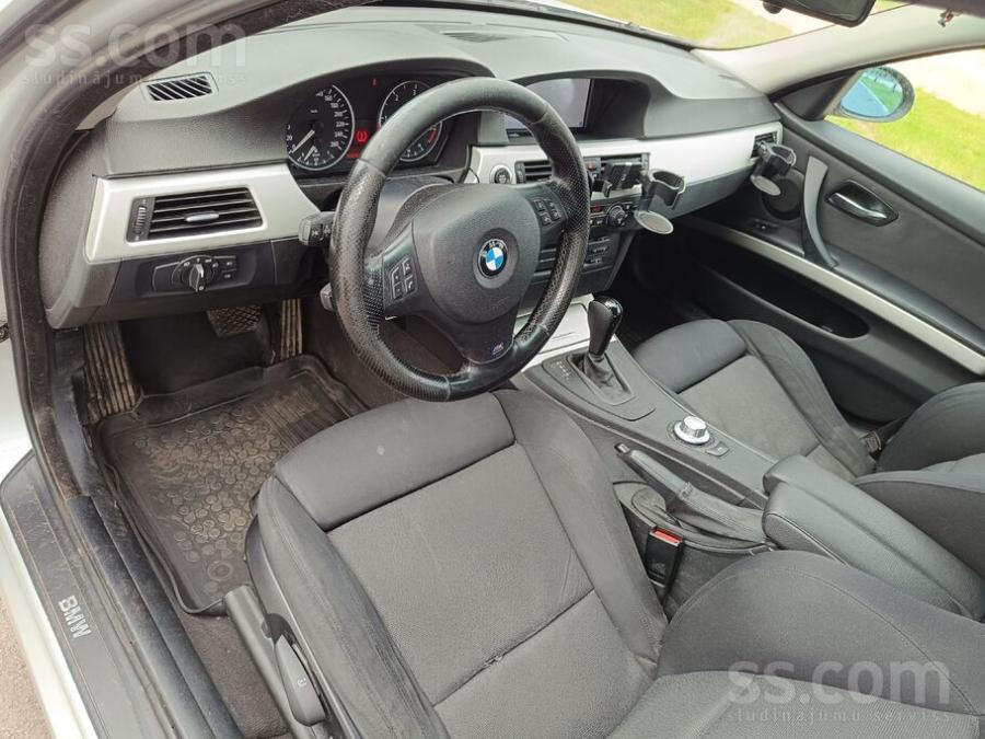 Grey BMW 320 2006 in Liepaja, with an engine capacity of 2.00 L and mileage of 333 thousand km for 3500 €, photo 15 on AUTOMOTO.COM.LV