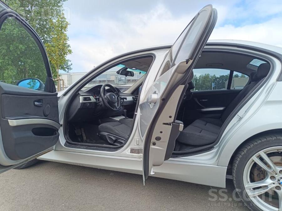 Grey BMW 320 2006 in Liepaja, with an engine capacity of 2.00 L and mileage of 333 thousand km for 3500 €, photo 16 on AUTOMOTO.COM.LV