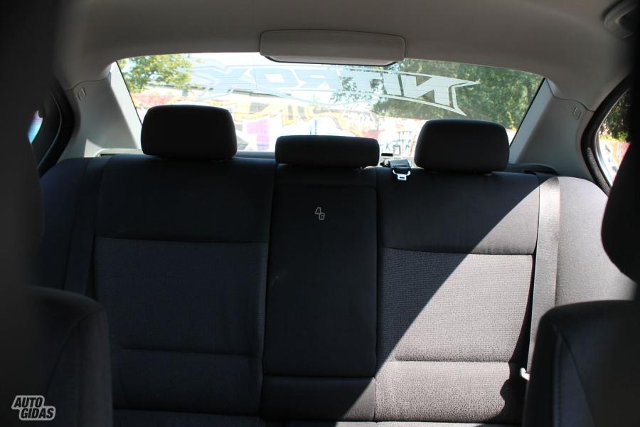 Pelēks BMW 320 2006 Klaipėda, ar dzinēja tilpumu 2.00 L un nobraukumu 275 tūkst. km par 2850 €, foto 13 vietnē AUTOMOTO.COM.LV