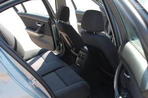 Pelēks BMW 320 2006 Klaipėda, ar dzinēja tilpumu 2.00 L un nobraukumu 275 tūkst. km par 2850 €, foto 15 vietnē AUTOMOTO.COM.LV
