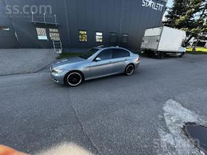 Grey BMW 320 2006 in Riga, with an engine capacity of 2.00 L and mileage of 430 thousand km for 4250 €, photo 12 on AUTOMOTO.COM.LV