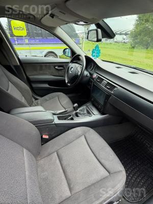Grey BMW 320 2006 in Valmiera, with an engine capacity of 2.00 L and mileage of 298 thousand km for 3200 €, photo 7 on AUTOMOTO.COM.LV