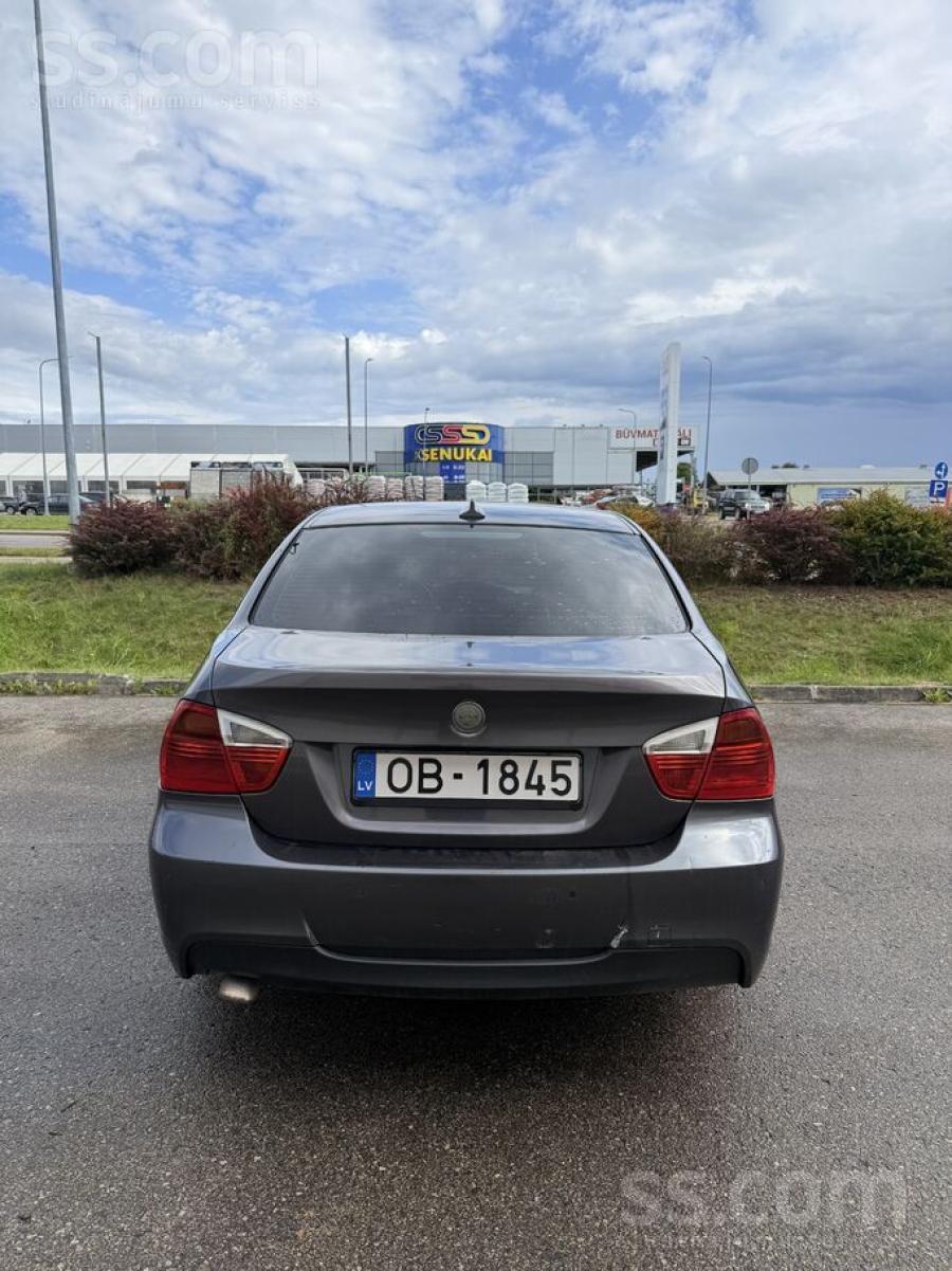 Pelēks BMW 320 2006 Tukums, ar dzinēja tilpumu 2.00 L un nobraukumu 410 tūkst. km par 3499 €, foto 7 vietnē AUTOMOTO.COM.LV