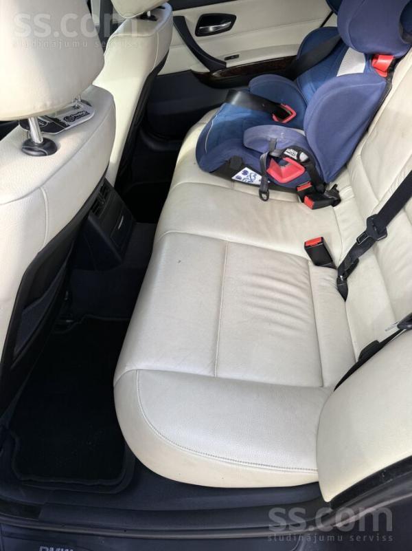 Pelēks BMW 320 2006 Tukums, ar dzinēja tilpumu 2.00 L un nobraukumu 410 tūkst. km par 3499 €, foto 10 vietnē AUTOMOTO.COM.LV