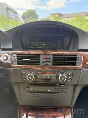 Pelēks BMW 320 2006 Tukums, ar dzinēja tilpumu 2.00 L un nobraukumu 410 tūkst. km par 3499 €, foto 12 vietnē AUTOMOTO.COM.LV