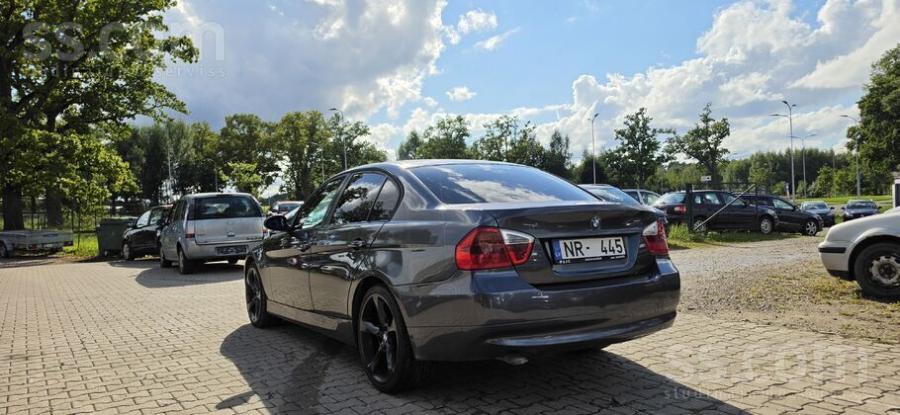Pelēks BMW 320 2006 Valmiera, ar dzinēja tilpumu 2.00 L un nobraukumu 399 tūkst. km par 2600 €, foto 5 vietnē AUTOMOTO.COM.LV