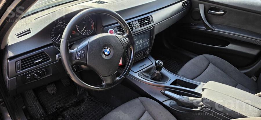 Pelēks BMW 320 2006 Valmiera, ar dzinēja tilpumu 2.00 L un nobraukumu 399 tūkst. km par 2600 €, foto 9 vietnē AUTOMOTO.COM.LV