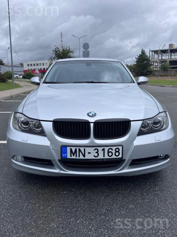Grey BMW 320 2006 in Riga, with an engine capacity of 2.00 L and mileage of 306 thousand km for 5400 €, photo 1 on AUTOMOTO.COM.LV