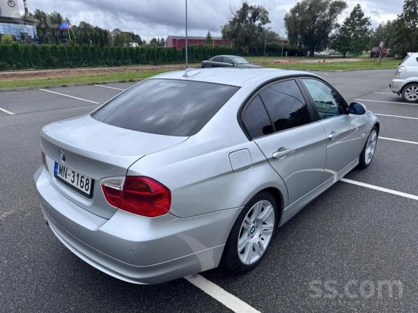 Grey BMW 320 2006 in Riga, with an engine capacity of 2.00 L and mileage of 306 thousand km for 5400 €, photo 6 on AUTOMOTO.COM.LV