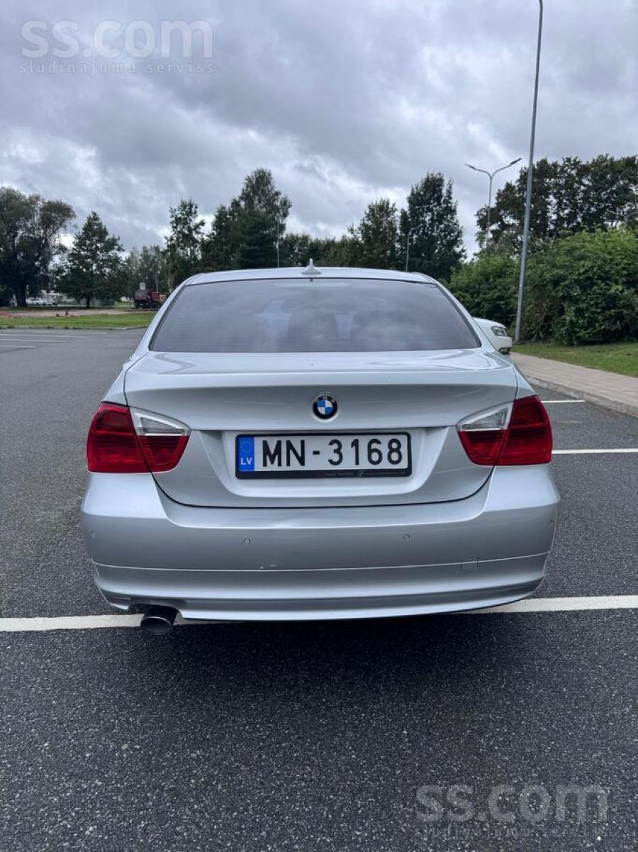 Grey BMW 320 2006 in Riga, with an engine capacity of 2.00 L and mileage of 306 thousand km for 5400 €, photo 7 on AUTOMOTO.COM.LV