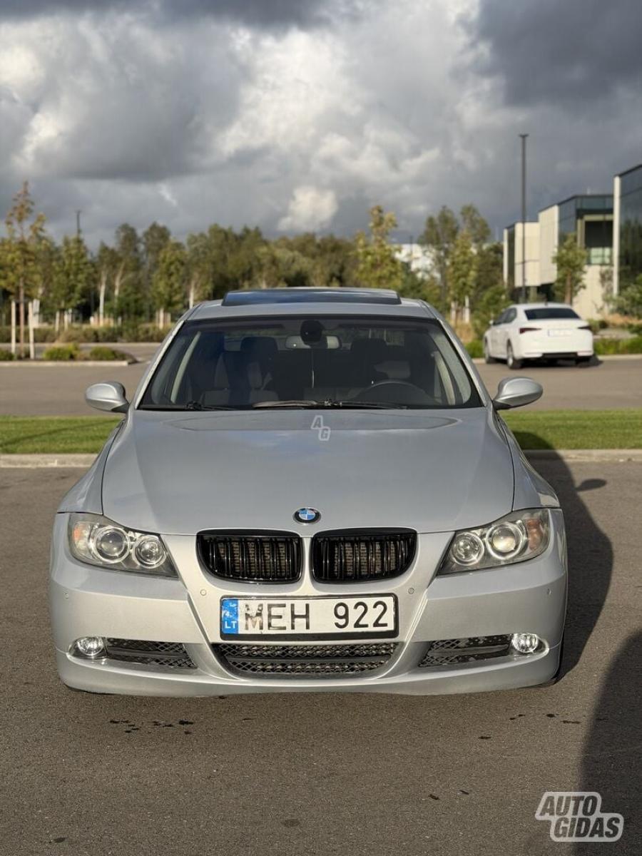 Pelēks BMW 320 2006 Klaipėda, ar dzinēja tilpumu 2.00 L un nobraukumu 450 tūkst. km par 2450 €, foto 3 vietnē AUTOMOTO.COM.LV
