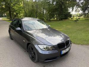 Grey BMW 320 2006 in Klaipeda, with an engine capacity of 2.00 L and mileage of 500 thousand km for 2700 €, photo  on AUTOMOTO.COM.LV