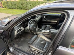 Grey BMW 320 2006 in Klaipeda, with an engine capacity of 2.00 L and mileage of 500 thousand km for 2700 €, photo 7 on AUTOMOTO.COM.LV