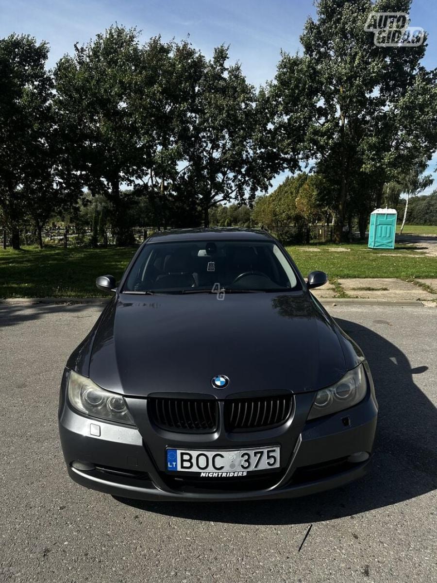 Grey BMW 320 2006 in Kaunas, with an engine capacity of 2.00 L and mileage of 317 thousand km for 3000 €, photo 3 on AUTOMOTO.COM.LV