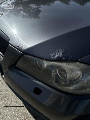Grey BMW 320 2006 in Kaunas, with an engine capacity of 2.00 L and mileage of 317 thousand km for 3000 €, photo 7 on AUTOMOTO.COM.LV