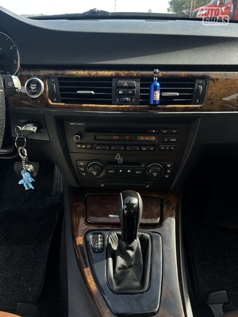 Grey BMW 320 2006 in Kaunas, with an engine capacity of 2.00 L and mileage of 317 thousand km for 3000 €, photo 12 on AUTOMOTO.COM.LV