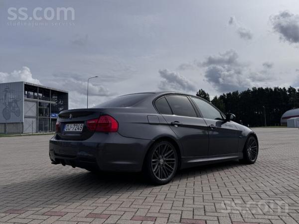 Pelēks BMW 320 2006 Valmiera, ar dzinēja tilpumu 2.00 L un nobraukumu 307 tūkst. km par 4000 €, foto 5 vietnē AUTOMOTO.COM.LV