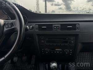 Grey BMW 320 2006 in Valmiera, with an engine capacity of 2.00 L and mileage of 307 thousand km for 4000 €, photo 11 on AUTOMOTO.COM.LV