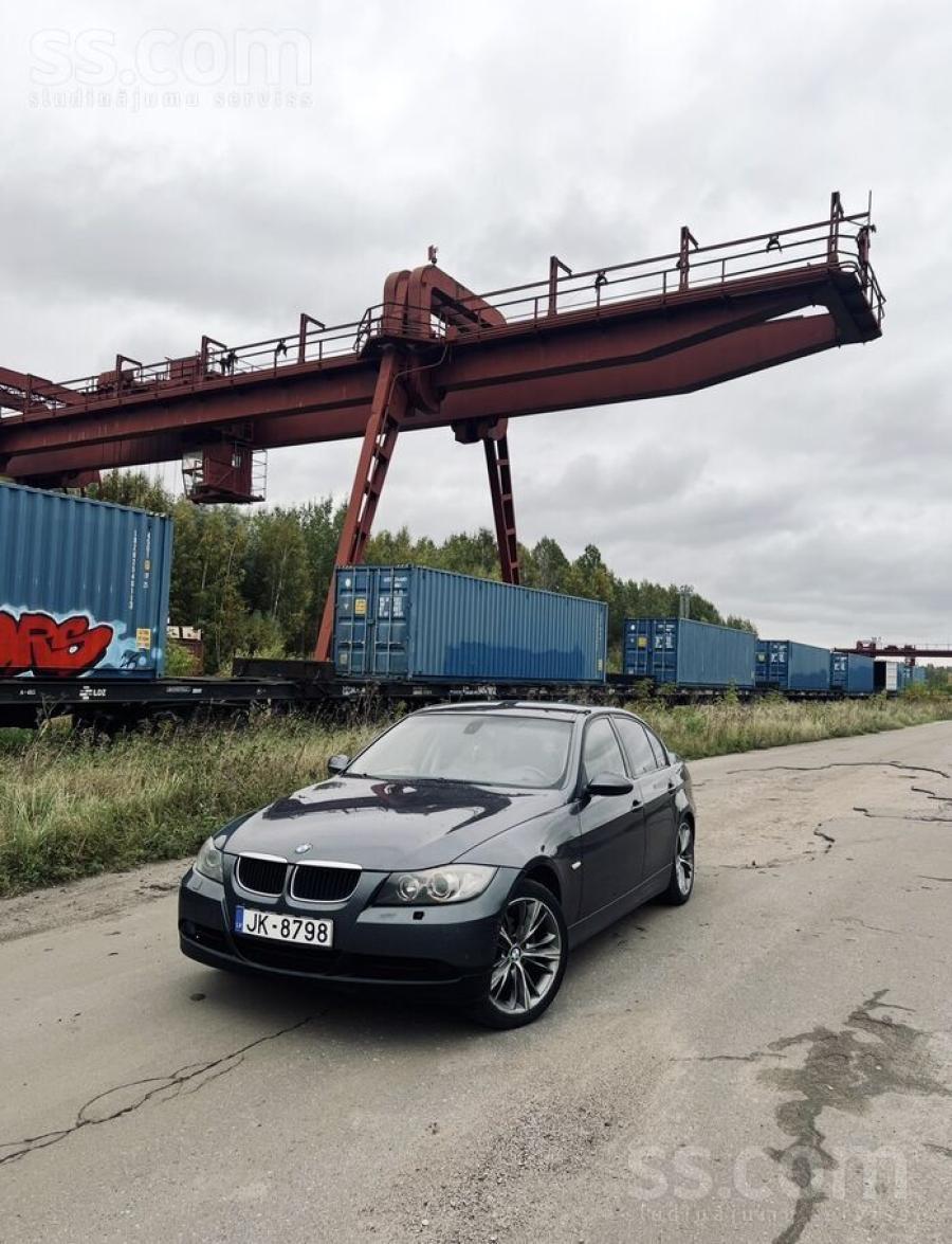 Pelēks BMW 320 2006 Rīga, ar dzinēja tilpumu 2.00 L un nobraukumu 319 tūkst. km par 3700 €, foto 2 vietnē AUTOMOTO.COM.LV