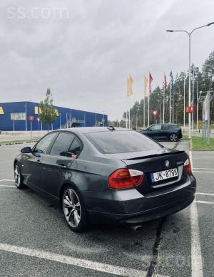 Pelēks BMW 320 2006 Rīga, ar dzinēja tilpumu 2.00 L un nobraukumu 319 tūkst. km par 3700 €, foto 6 vietnē AUTOMOTO.COM.LV