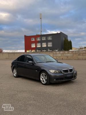 Grey BMW 320 2006 in Mazeikiai, with an engine capacity of 2.00 L and mileage of 352 thousand km for 1850 €, photo 5 on AUTOMOTO.COM.LV