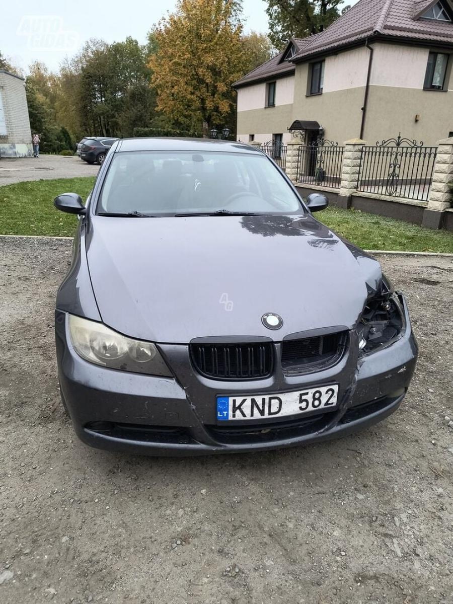 Pelēks BMW 320 2006 Marijampole, ar dzinēja tilpumu 2.00 L un nobraukumu 338 tūkst. km par 1800 €, foto 1 vietnē AUTOMOTO.COM.LV