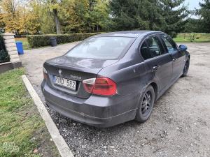 Pelēks BMW 320 2006 Marijampole, ar dzinēja tilpumu 2.00 L un nobraukumu 338 tūkst. km par 1800 €, foto 4 vietnē AUTOMOTO.COM.LV