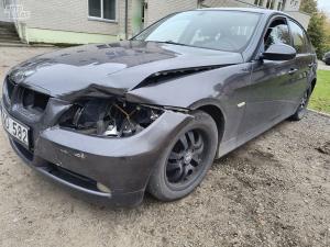 Pelēks BMW 320 2006 Marijampole, ar dzinēja tilpumu 2.00 L un nobraukumu 338 tūkst. km par 1800 €, foto 6 vietnē AUTOMOTO.COM.LV