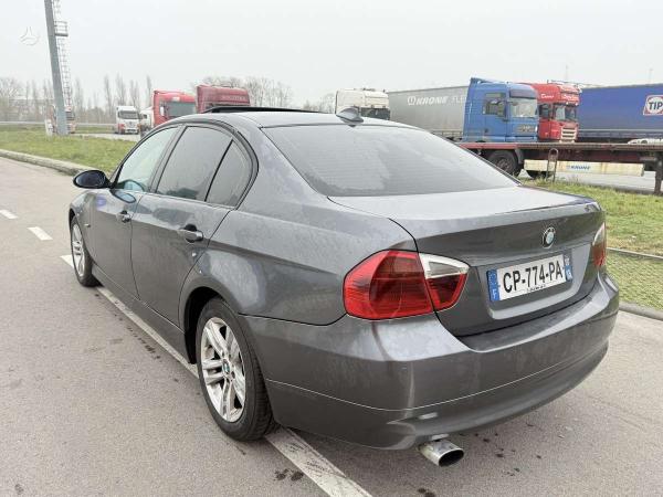 Grey BMW 320 2007 in Klaipeda, with an engine capacity of 2.00 L and mileage of 250 thousand km for 3650 €, photo 3 on AUTOMOTO.COM.LV