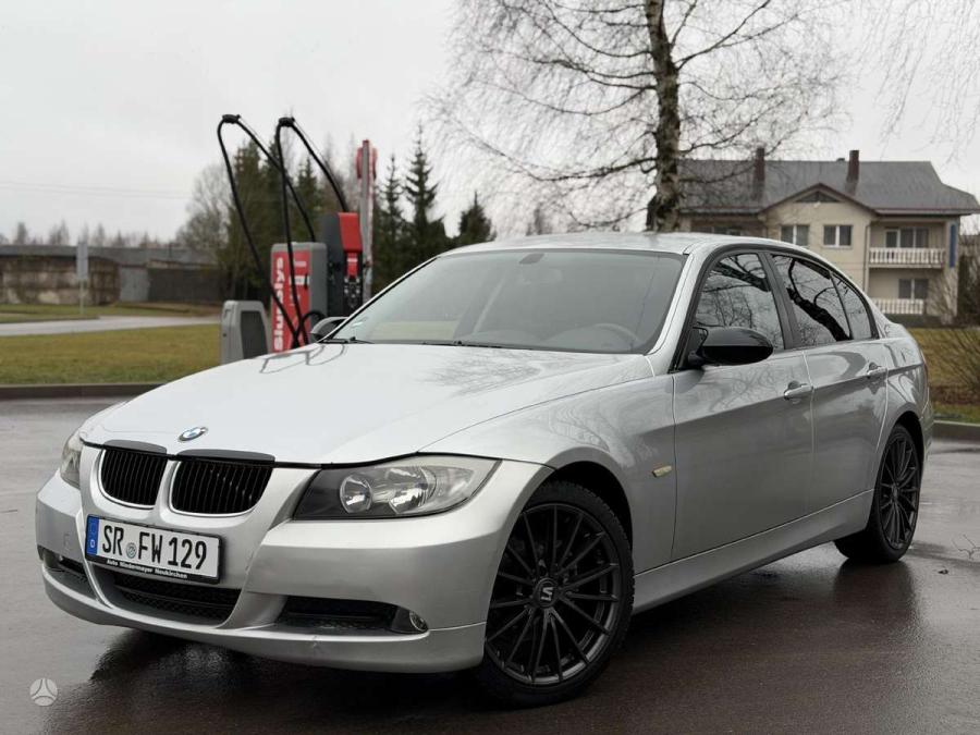 Pelēks BMW 320 2007 Rokiškis, ar dzinēja tilpumu 2.00 L un nobraukumu 236 tūkst. km par 3450 €, foto 3 vietnē AUTOMOTO.COM.LV