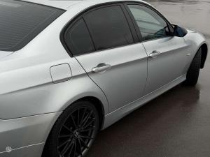Pelēks BMW 320 2007 Rokiškis, ar dzinēja tilpumu 2.00 L un nobraukumu 236 tūkst. km par 3450 €, foto 15 vietnē AUTOMOTO.COM.LV